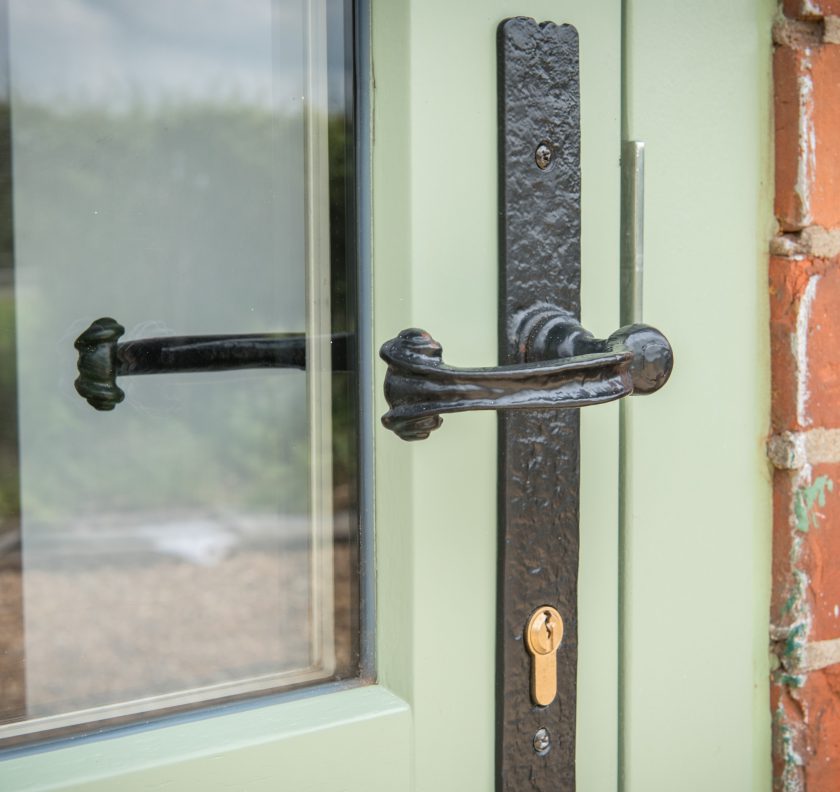 Ironmongery — Lemon Glass